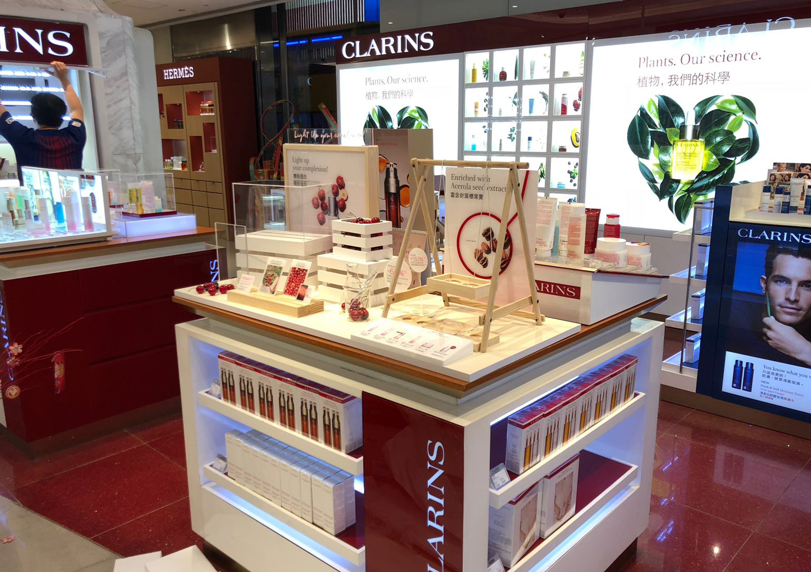 Clarins Hysan Place POSM Production – XFactor